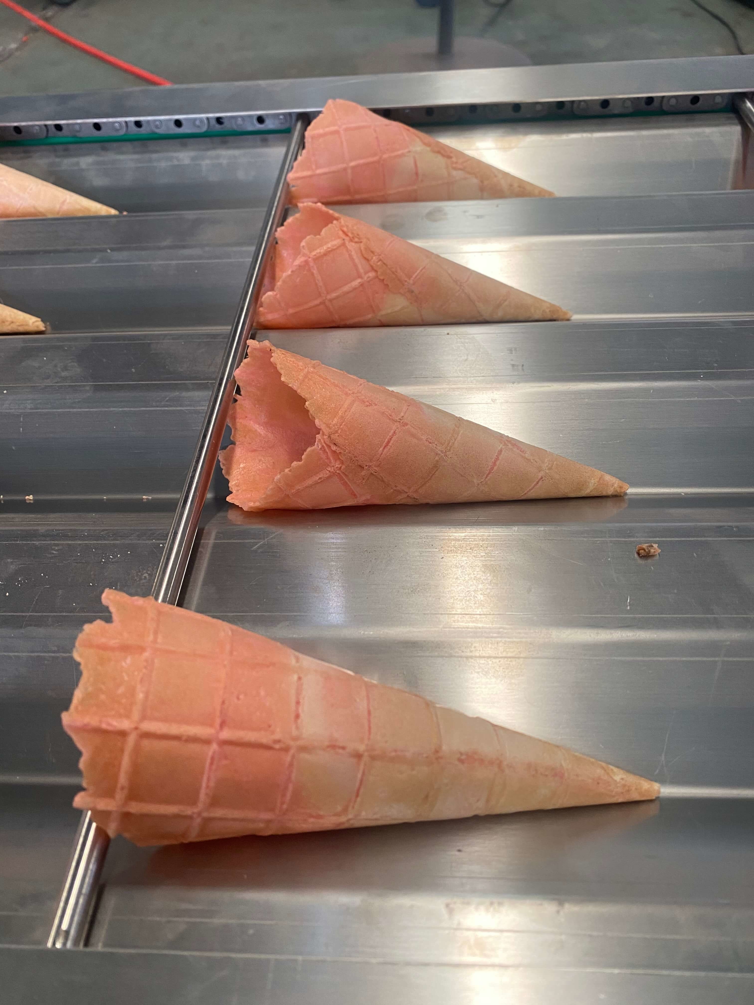 Automatic Ice Cream Cone Maker: Fast & Easy to Use